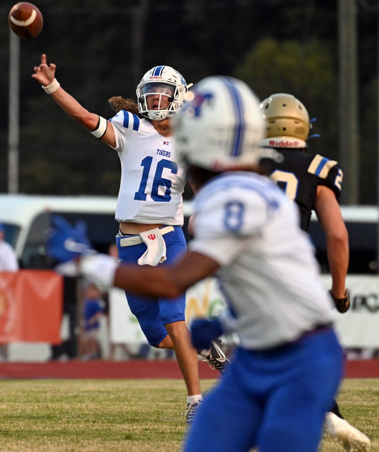 THOMPSON’S TIME: Tiger QB’s 6 TDs leads Marshall Co. past Shelbyville ...