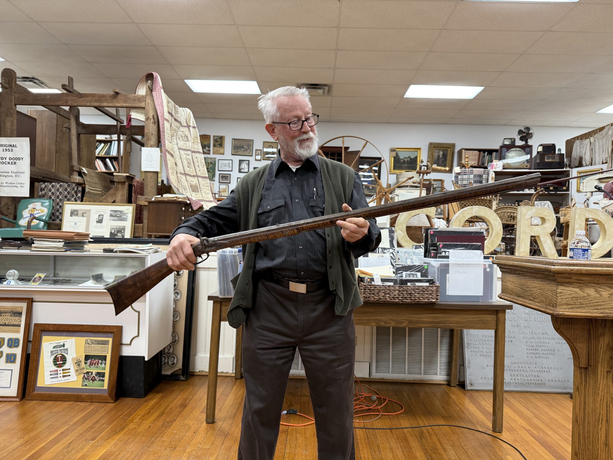 Local Newspaper serving the Marshall County Tennessee area which ...